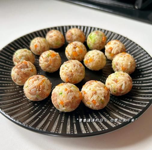 五彩饭团怎么保存_五彩饭团热量高吗-第3张图片-山城妙识
