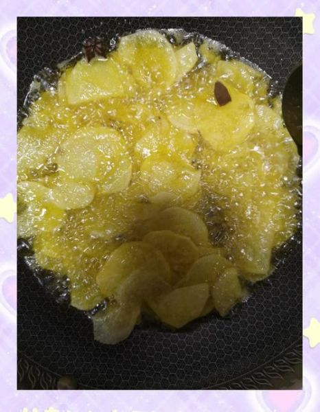 薯片怎么做简单_家庭自制薯片需要哪些材料-第3张图片-山城妙识
