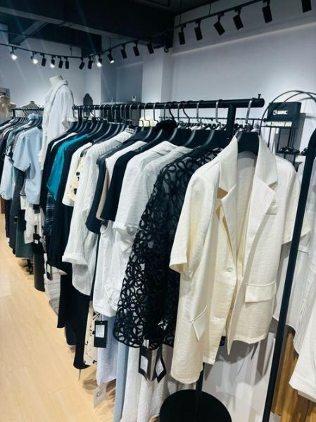 女装厂家直销哪里找_如何辨别真货源-第1张图片-山城妙识 女装厂家直销哪里找_如何辨别真货源-第1张图片-山城妙识