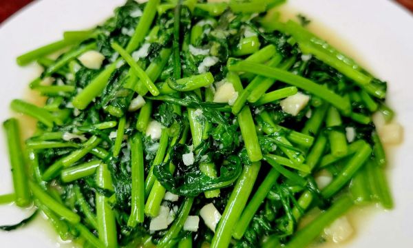 茼蒿汤怎么做好吃_茼蒿汤的做法窍门-第1张图片-山城妙识