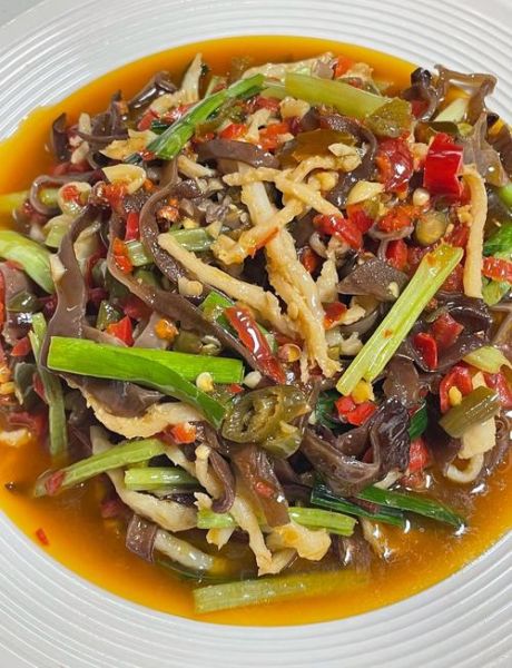 酸辣毛肚怎么做好吃_酸辣毛肚的焯水技巧-第1张图片-山城妙识