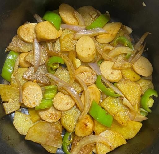 青椒炒土豆片怎么炒好吃_青椒炒土豆片家常做法-第3张图片-山城妙识