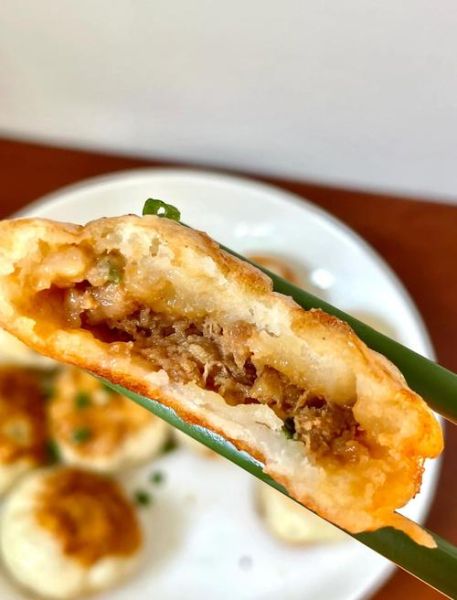 上海最有名的小吃在哪里吃_生煎包和小笼包哪家正宗-第2张图片-山城妙识