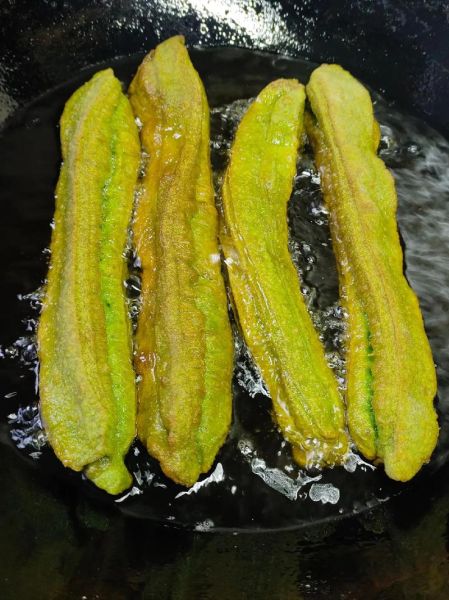 油条怎么做好吃_油条怎么做菜-第2张图片-山城妙识