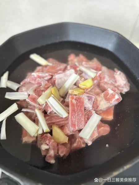 红烧排骨怎么做肉烂_红烧排骨软烂技巧-第2张图片-山城妙识