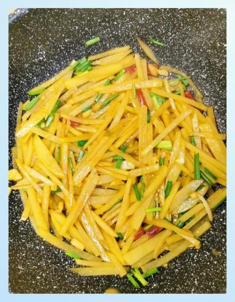 干煸洋芋丝怎么做好吃_干煸洋芋丝的做法窍门-第1张图片-山城妙识