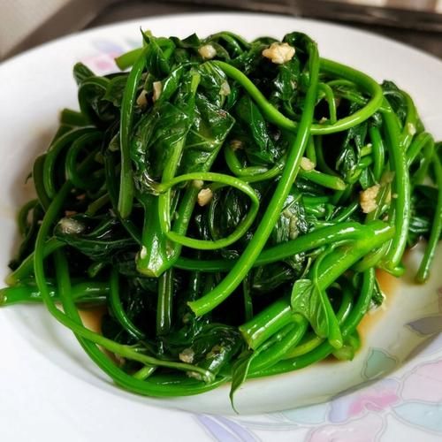 清炒红薯叶怎么炒才好吃_清炒红薯叶用焯水吗-第1张图片-山城妙识