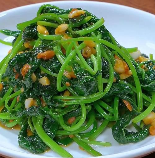 清炒红薯叶怎么炒才好吃_清炒红薯叶用焯水吗-第3张图片-山城妙识