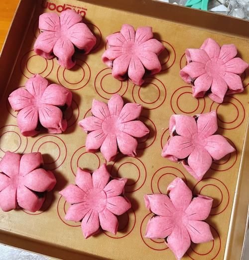 花样点心100种做法_新手也能一次成功-第1张图片-山城妙识