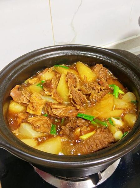 牛肉炖萝卜怎么做好吃_牛肉炖萝卜的做法详细步骤-第2张图片-山城妙识 牛肉炖萝卜怎么做好吃_牛肉炖萝卜的做法详细步骤-第2张图片-山城妙识