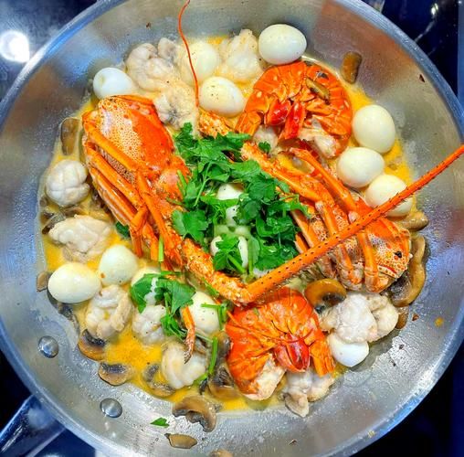 海鲜一锅烩怎么做_海鲜一锅烩需要焯水吗-第1张图片-山城妙识