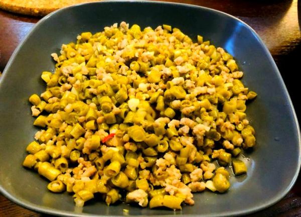 泡豇豆怎么炒好吃又简单_泡豇豆炒什么最下饭-第1张图片-山城妙识 泡豇豆怎么炒好吃又简单_泡豇豆炒什么最下饭-第1张图片-山城妙识