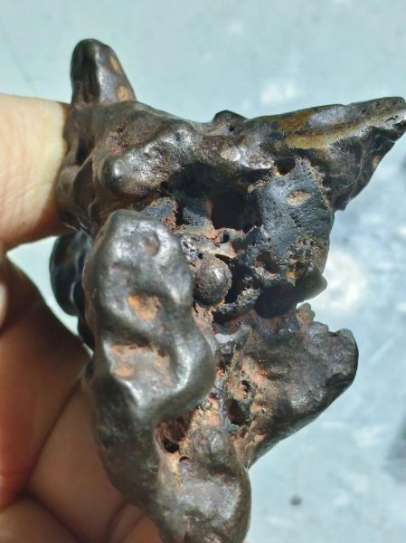 橄榄石铁陨石是什么_如何鉴别真假-第2张图片-山城妙识 橄榄石铁陨石是什么_如何鉴别真假-第2张图片-山城妙识