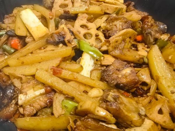 干锅排骨怎么做才香_干锅排骨用什么排骨最好-第1张图片-山城妙识 干锅排骨怎么做才香_干锅排骨用什么排骨最好-第1张图片-山城妙识