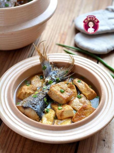 鲅鱼炖豆腐正宗做法_怎么做才鲜而不腥-第1张图片-山城妙识
