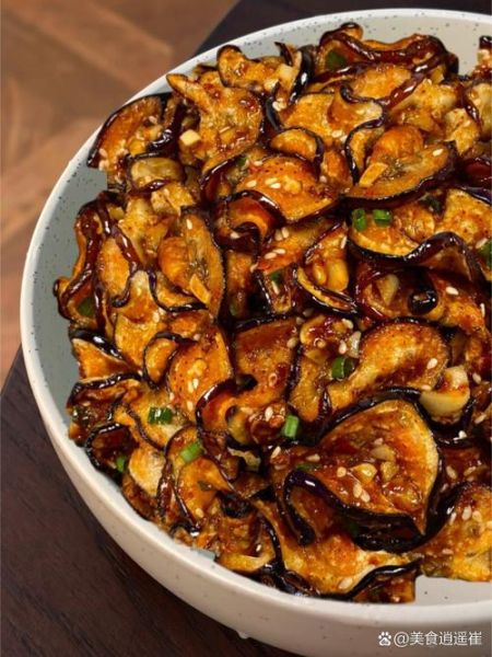 茄子怎么少油又好吃_茄子不吸油的做法-第1张图片-山城妙识