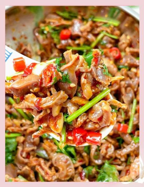 凉拌鸡胗子怎么做_凉拌鸡胗子焯水多久-第1张图片-山城妙识