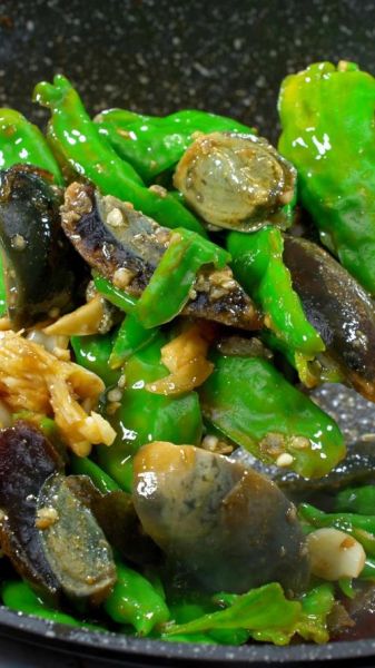 皮蛋可以和什么菜一起炒_皮蛋炒什么好吃-第3张图片-山城妙识 皮蛋可以和什么菜一起炒_皮蛋炒什么好吃-第3张图片-山城妙识