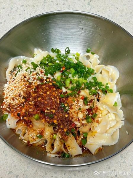 正宗油泼面怎么做_油泼面用什么辣椒最香-第1张图片-山城妙识