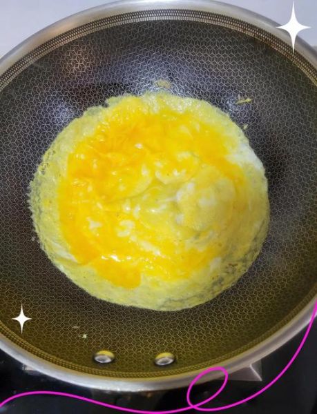 湖南蛋卷肉的家常做法窍门_湖南蛋卷肉怎么卷才不散-第1张图片-山城妙识