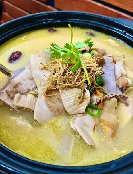 正宗广东肚包鸡的做法_肚包鸡怎么做好吃-第1张图片-山城妙识