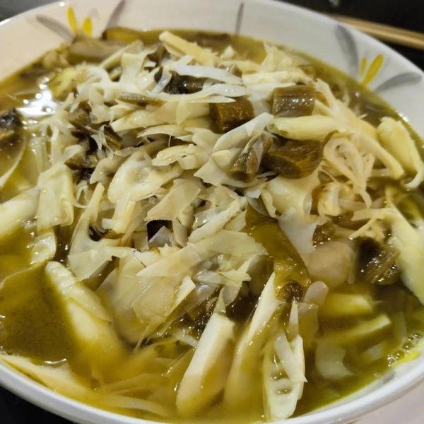 鲜笋汤怎么做_鲜笋汤需要焯水吗-第1张图片-山城妙识