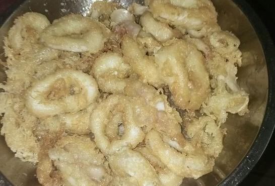 怎样炸鱿鱼圈_炸鱿鱼圈怎么做才酥脆-第2张图片-山城妙识