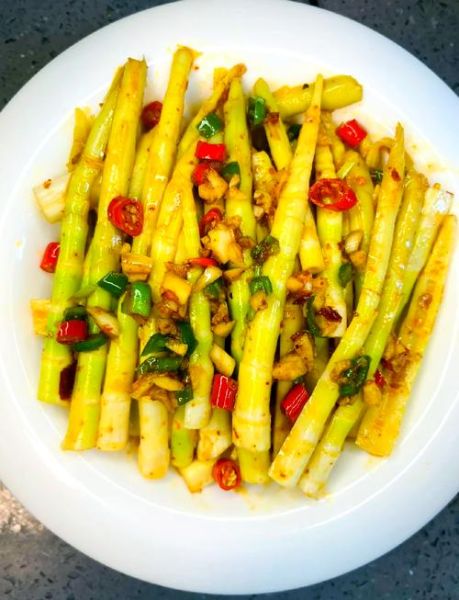 凉拌笋干怎么做_笋干凉拌前要不要焯水-第2张图片-山城妙识