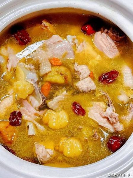 月子里炖鸡放什么食材_产后炖鸡最佳搭配-第3张图片-山城妙识