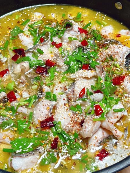 酸菜鲤鱼怎么做_家常酸菜鲤鱼做法大全-第3张图片-山城妙识 酸菜鲤鱼怎么做_家常酸菜鲤鱼做法大全-第3张图片-山城妙识