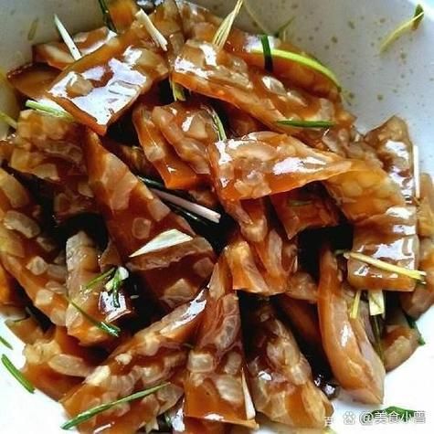 家常熬肉冻怎么做_猪皮熬肉冻不腥的秘诀-第2张图片-山城妙识 家常熬肉冻怎么做_猪皮熬肉冻不腥的秘诀-第2张图片-山城妙识
