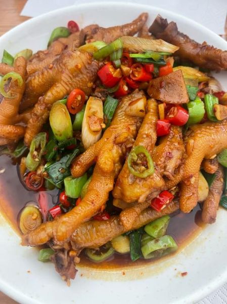 红烧鸡爪怎么做好吃_红烧鸡爪最好吃做法窍门-第2张图片-山城妙识