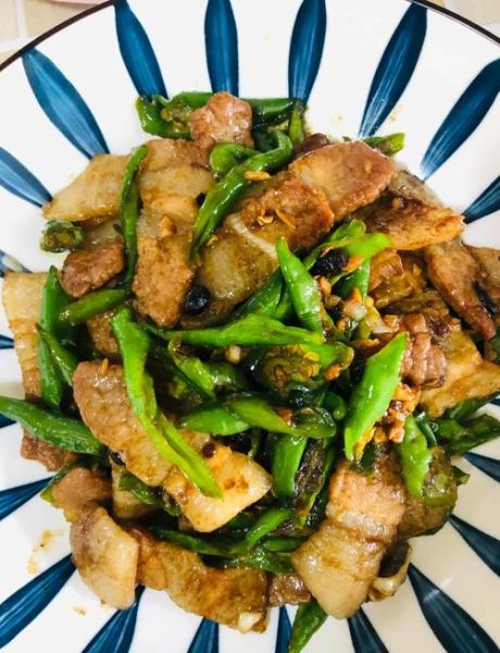 杭椒炒肉怎么炒好吃_杭椒炒肉的家常做法-第2张图片-山城妙识