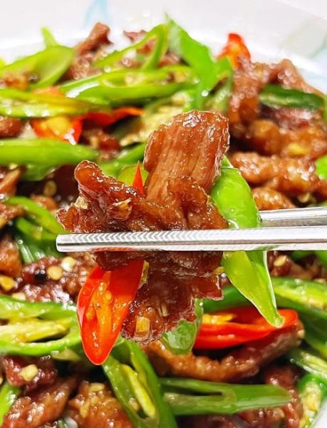 杭椒炒肉怎么炒好吃_杭椒炒肉的家常做法-第1张图片-山城妙识