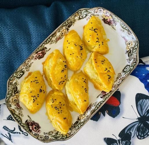 榴莲酥的做法_榴莲酥的配方比例-第1张图片-山城妙识