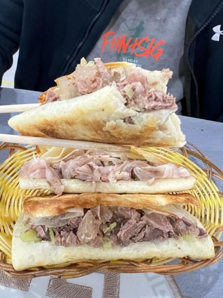 河间驴肉火烧皮怎么做_驴肉火烧皮酥脆秘诀-第1张图片-山城妙识