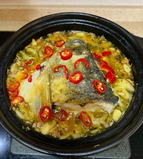 酸菜鱼头汤怎么做_酸菜鱼头汤用什么鱼-第1张图片-山城妙识