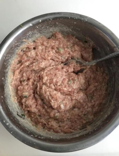 抄手馅料怎么做好吃_抄手馅用什么肉最嫩-第2张图片-山城妙识 抄手馅料怎么做好吃_抄手馅用什么肉最嫩-第2张图片-山城妙识