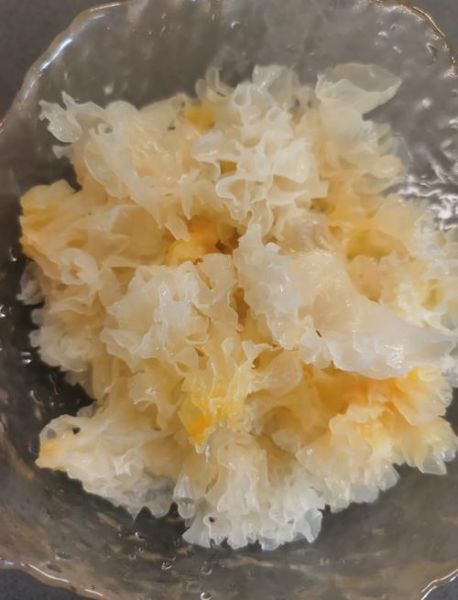 银耳需要焯水吗_干银耳怎么处理才干净-第3张图片-山城妙识 银耳需要焯水吗_干银耳怎么处理才干净-第3张图片-山城妙识