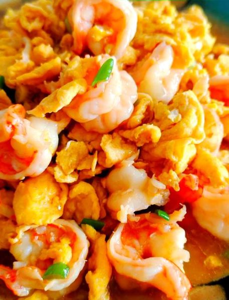 鸡蛋炒虾仁怎么炒才嫩_鸡蛋炒虾仁的家常做法-第1张图片-山城妙识