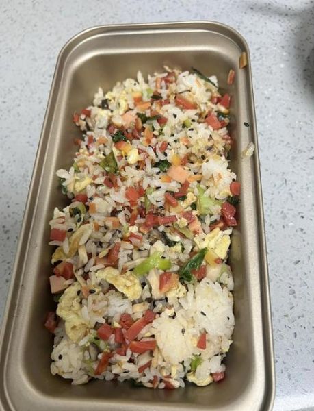 马苏里拉芝士炒饭怎么做_芝士炒饭拉丝秘诀-第3张图片-山城妙识 马苏里拉芝士炒饭怎么做_芝士炒饭拉丝秘诀-第3张图片-山城妙识