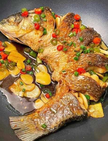 红烧草鱼怎么做才好吃_正宗红烧草鱼视频教程-第1张图片-山城妙识