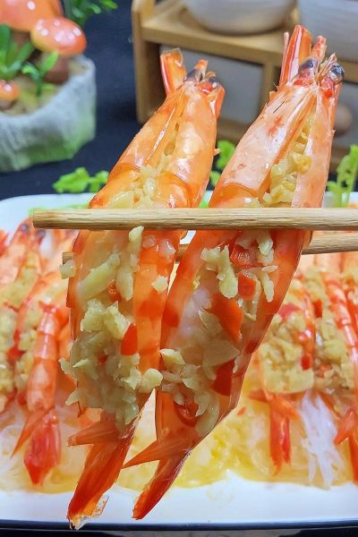 蒜蓉粉丝虾怎么做_蒜蓉粉丝虾的做法步骤-第3张图片-山城妙识