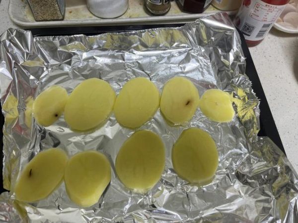 烤土豆怎么做_烤箱温度和时间怎么设置-第2张图片-山城妙识
