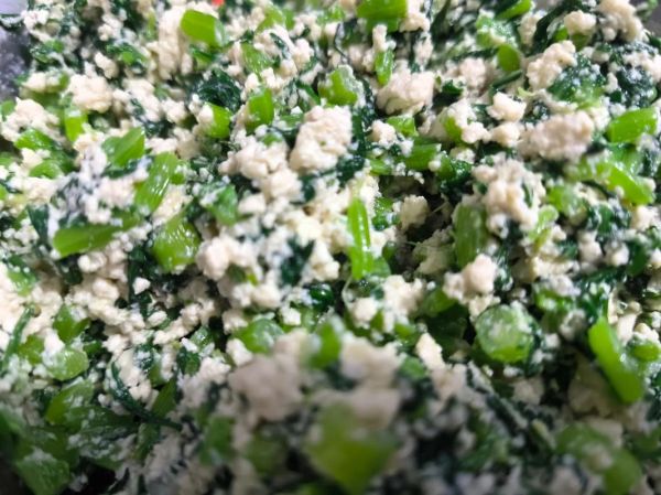 蒜黄炒豆腐怎么做_蒜黄炒豆腐需要焯水吗-第2张图片-山城妙识