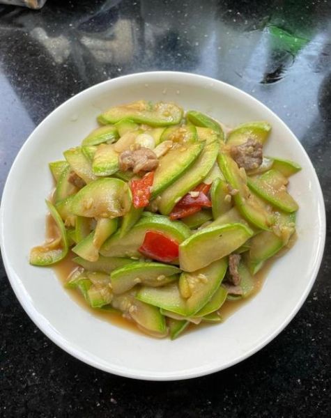 清炒西葫芦片怎么炒好吃_清炒西葫芦片的家常做法-第2张图片-山城妙识 清炒西葫芦片怎么炒好吃_清炒西葫芦片的家常做法-第2张图片-山城妙识