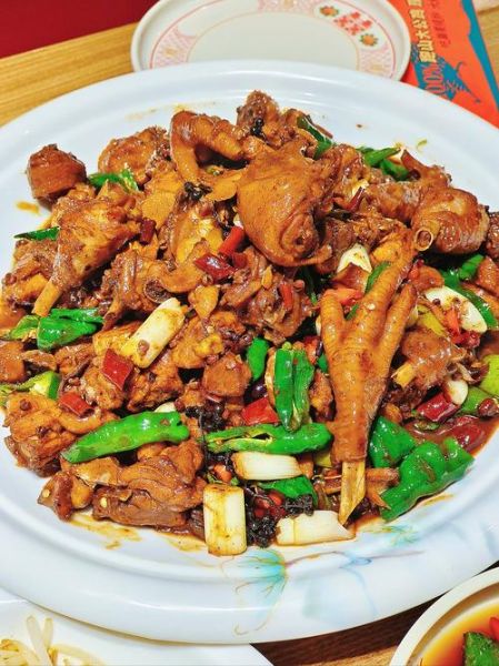 临沂炒鸡怎么做才正宗_临沂炒鸡最地道的配料-第1张图片-山城妙识 临沂炒鸡怎么做才正宗_临沂炒鸡最地道的配料-第1张图片-山城妙识