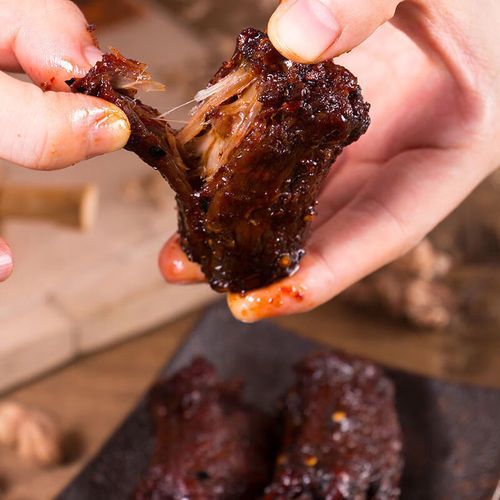 酱香鸭脖怎么做_酱香鸭脖的配料有哪些-第2张图片-山城妙识