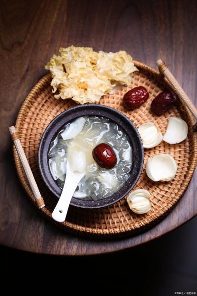 百合最佳搭配_百合和什么一起煮最润肺-第2张图片-山城妙识 百合最佳搭配_百合和什么一起煮最润肺-第2张图片-山城妙识