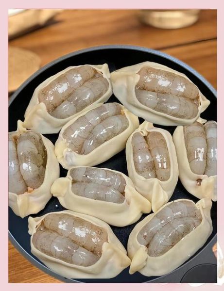 煎虾饺怎么煎不粘锅_虾饺皮怎么做才脆-第2张图片-山城妙识